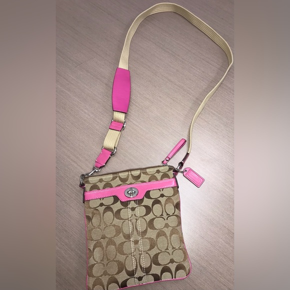 Coach | Bags | Coach Classic Signature Crossbody Bag | Poshmark